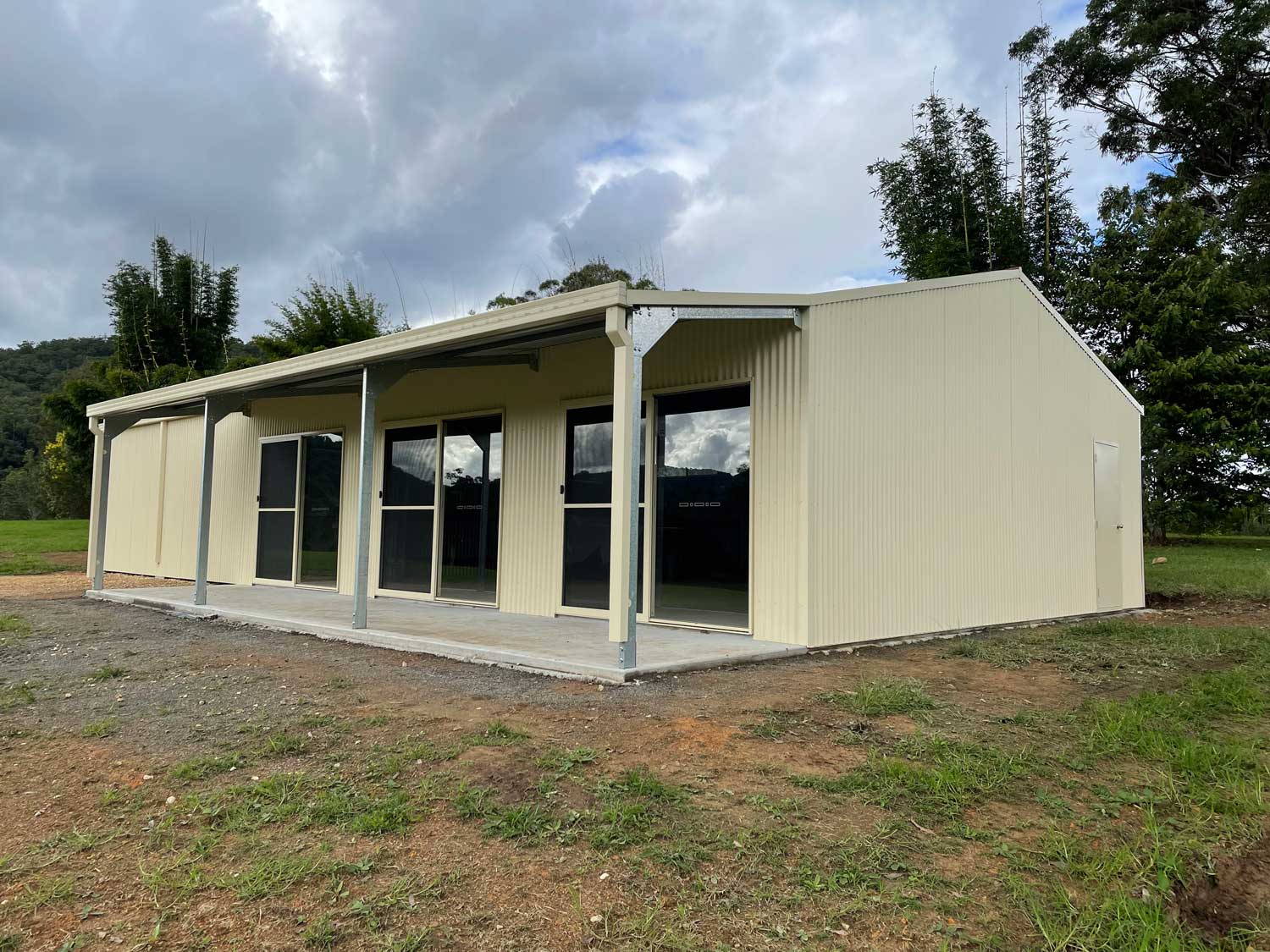 Studios/Weekenders - Mid Coast Garages & Sheds